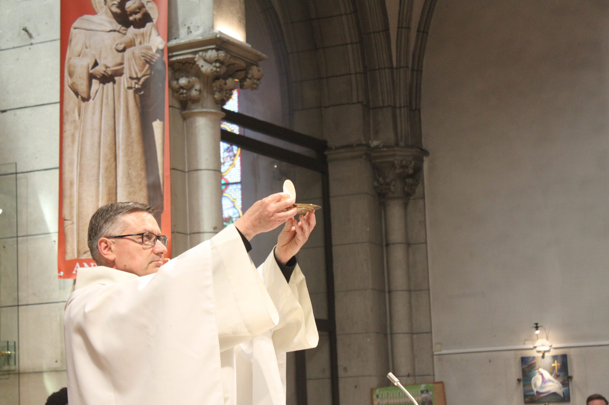 Faire célébrer une Messe – Paroisse Saint-Hippolyte – Église catholique ... Faire célébrer une Messe – Paroisse Saint-Hippolyte – Église catholique ...